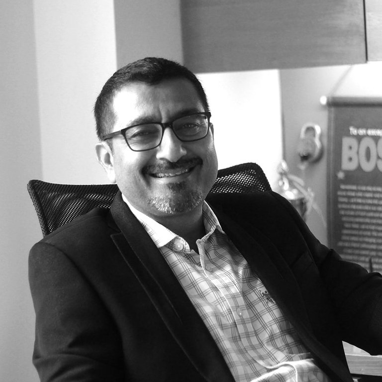 Webenza: | Puneet Pahuja